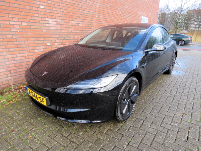 Tesla Model 3 Standard Range RWD (2024) | Supershortlease
